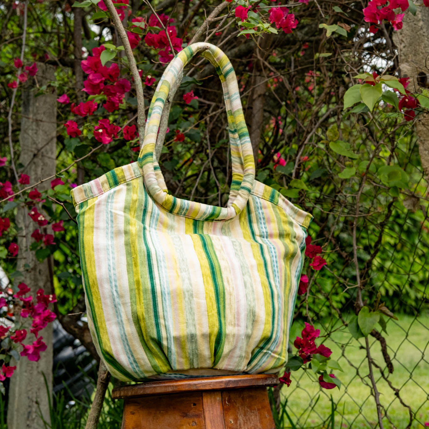 MEDIUM VOYAGER BAG - BLEACHED CORTE - NO. 16485 – Nena & Co.