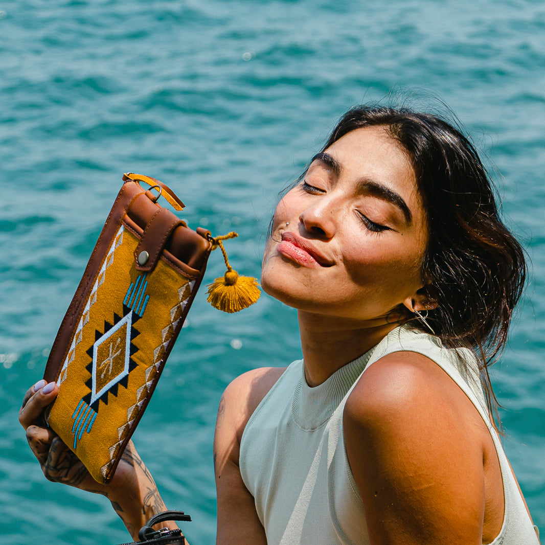 The Perfect Clutch | Nena & Co.