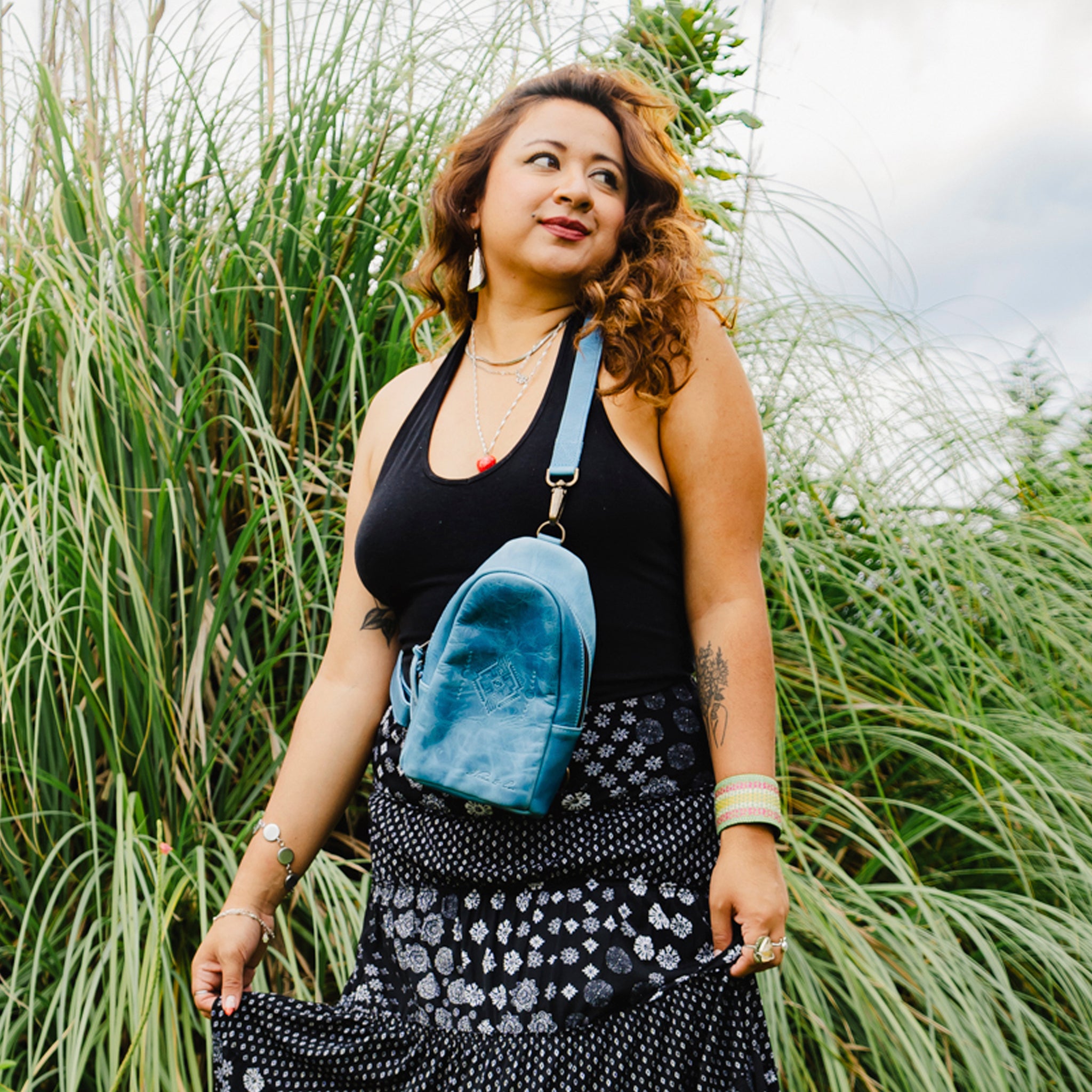 SMALL 2.0 CROSSBODY SLING - FULL LEATHER - CERULEAN – Nena & Co.