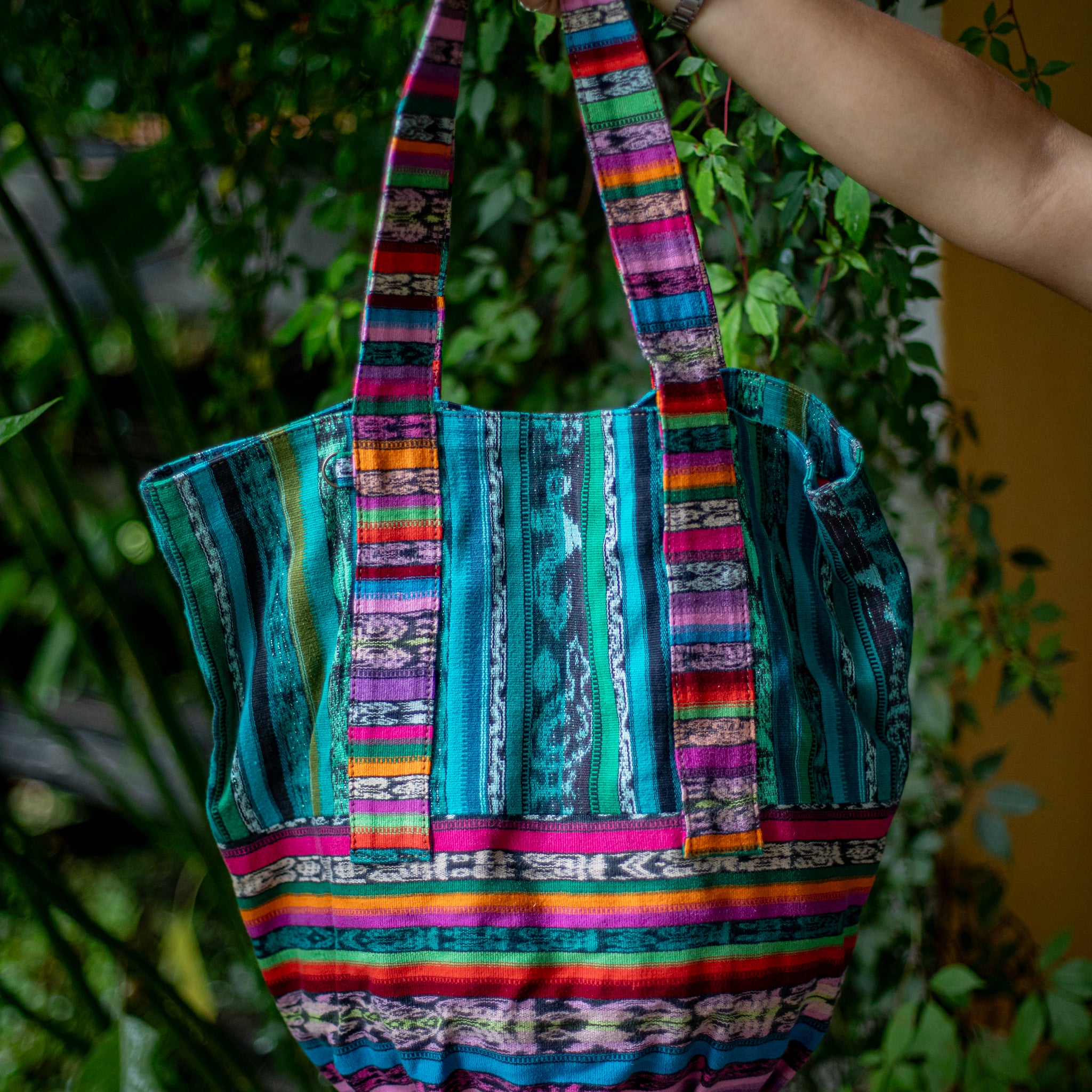 ISLA TOTE - VINTAGE CORTE - NO. 17909 – Nena & Co.